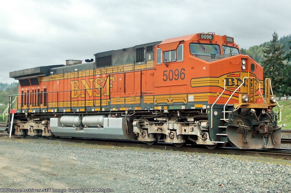BNSF 5096